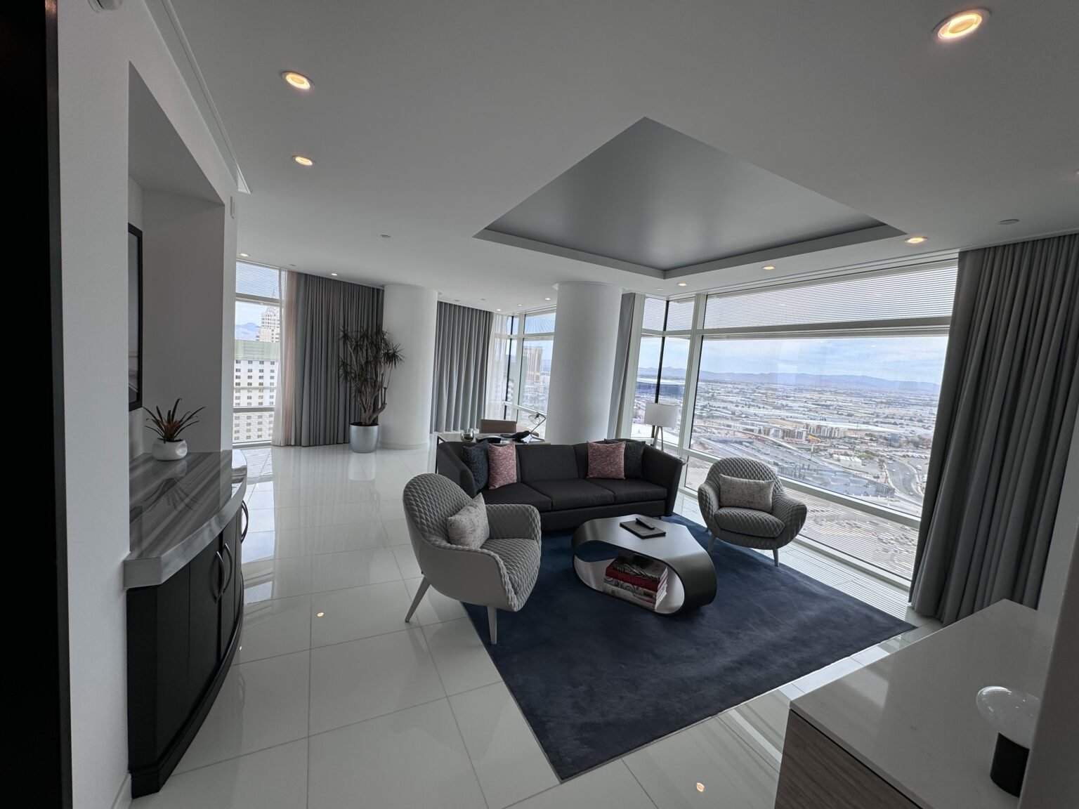 My Stay at the ARIA Sky Suites One-Bedroom Penthouse – Panoramic (June ...